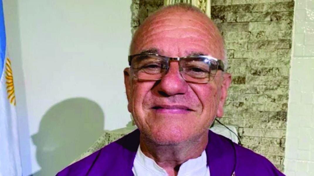 El presbítero Claudio Pablo Castricone fue nombrado obispo auxiliar de ...