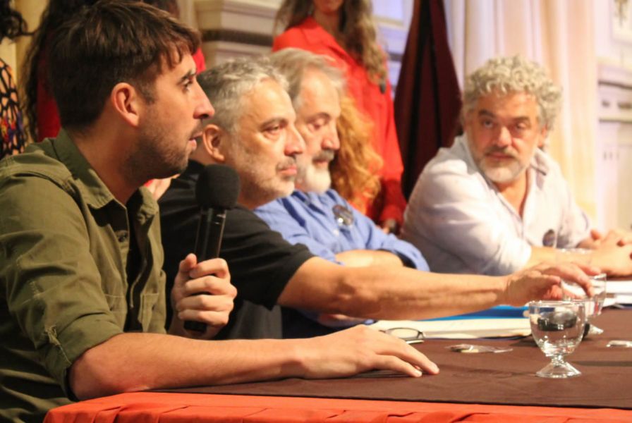 Una decena de artistas cantarán en la "Serenata al Cuchi Leguizamón ...