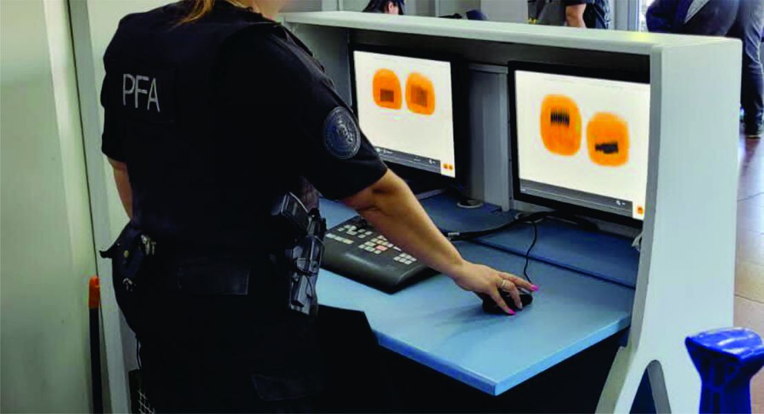 Una encomienda conteniendo 16 kilos de droga llegó a Buenos Aires ...