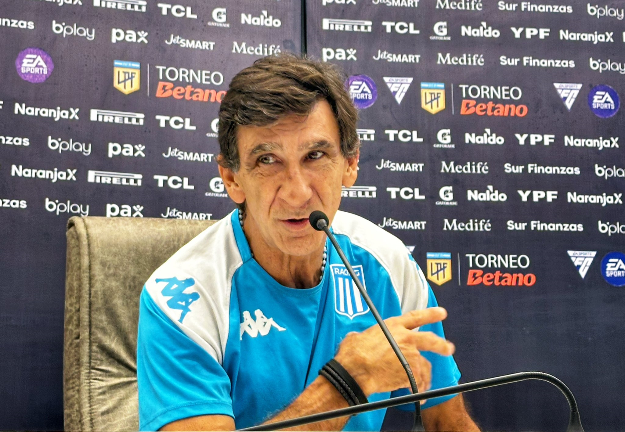 Al Santos le interesa sumar a Gustavo Costas - Nuevo Diario de Salta ...